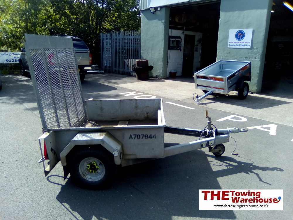 Small, galvanised trailer 750kg 4’Long 4’5” wide with ramp tailgate ...